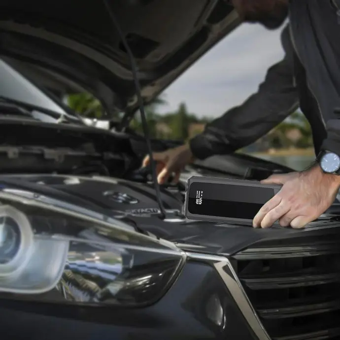 Powerology 12V Jump Starter & 16000mAh Powerbank - Black